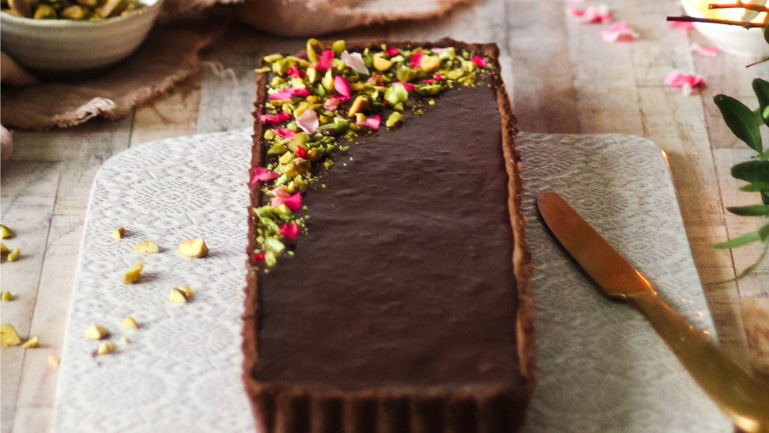 The Boho Baker's Pistachio Praline Chocolate Bar Recipe - Booths